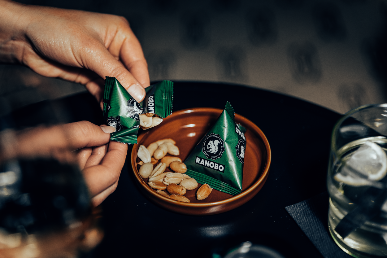 Specialista belga della frutta a guscio consolida l'attività e la struttura