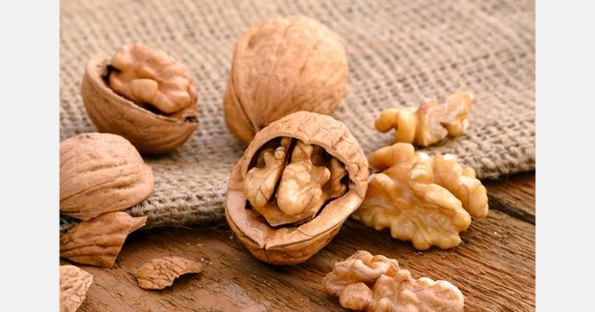 Chi mangia noci almeno due volte a settimana protegge il cuore