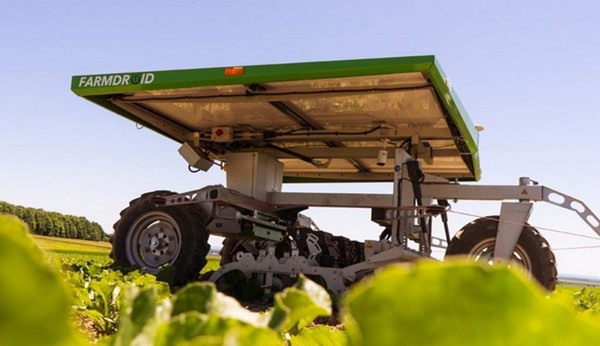 FarmDroid: il nuovo robot a energia solare