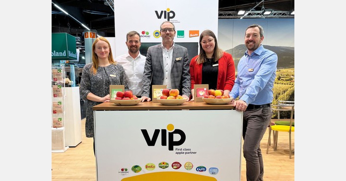 Mele biologiche di qualità 12 mesi all'anno e nuovo packaging 100% in carta